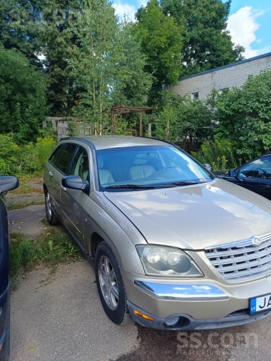 Yellow Chrysler Pacifica 2008 in Riga, with an engine capacity of 3.50 L and mileage of 280 thousand km for 1500 €, photo 5 on AUTOMOTO.COM.LV