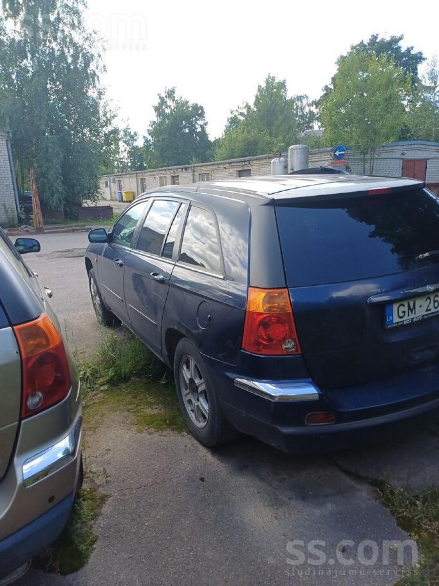 Yellow Chrysler Pacifica 2008 in Riga, with an engine capacity of 3.50 L and mileage of 280 thousand km for 1500 €, photo 7 on AUTOMOTO.COM.LV