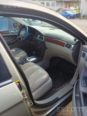 Yellow Chrysler Pacifica 2008 in Riga, with an engine capacity of 3.50 L and mileage of 280 thousand km for 1500 €, photo 14 on AUTOMOTO.COM.LV