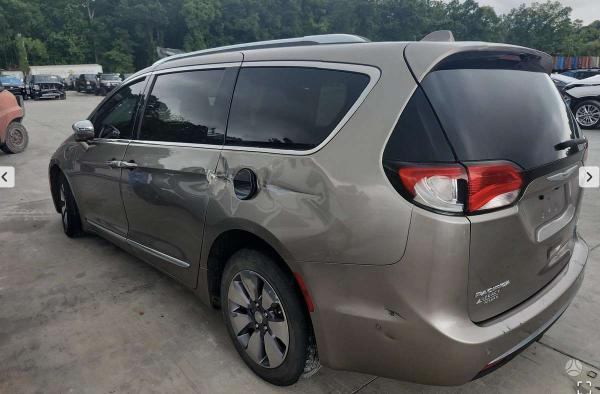 Dzeltens Chrysler Pacifica 2018 Kauņa, ar dzinēja tilpumu 3.61 L un nobraukumu 297 tūkst. km par 7900 €, foto 5 vietnē AUTOMOTO.COM.LV