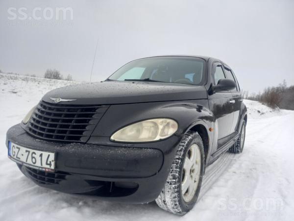 Black Chrysler PT Cruiser 2000 in Cesis, with an engine capacity of 2.00 L and mileage of 213 thousand km for 1700 €, photo 1 on AUTOMOTO.COM.LV