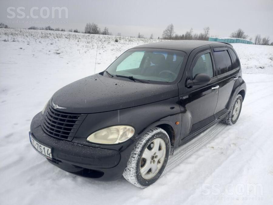 Black Chrysler PT Cruiser 2000 in Cesis, with an engine capacity of 2.00 L and mileage of 213 thousand km for 1700 €, photo 4 on AUTOMOTO.COM.LV