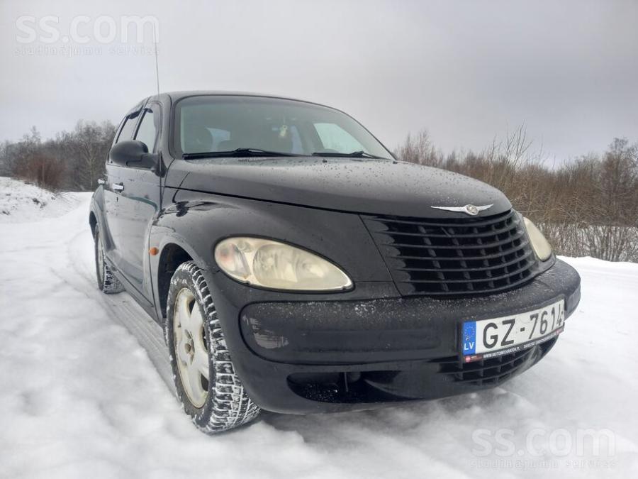 Black Chrysler PT Cruiser 2000 in Cesis, with an engine capacity of 2.00 L and mileage of 213 thousand km for 1700 €, photo 7 on AUTOMOTO.COM.LV