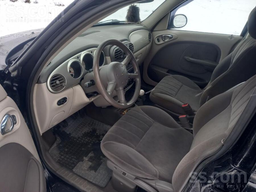 Black Chrysler PT Cruiser 2000 in Cesis, with an engine capacity of 2.00 L and mileage of 213 thousand km for 1700 €, photo 11 on AUTOMOTO.COM.LV
