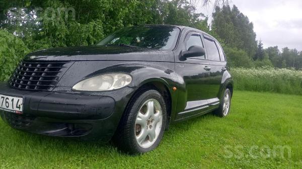 Melns Chrysler PT Cruiser 2000 Cēsis, ar dzinēja tilpumu 2.00 L un nobraukumu 213 tūkst. km par 1700 €, foto 2 vietnē AUTOMOTO.COM.LV