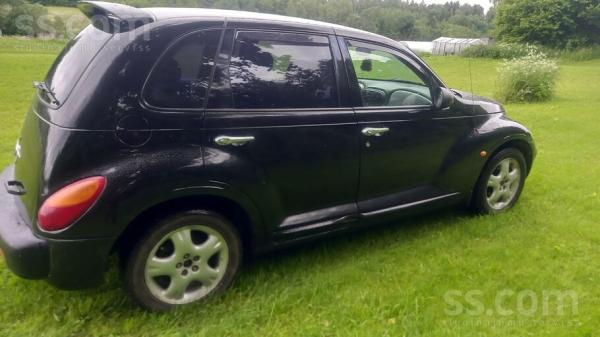 Melns Chrysler PT Cruiser 2000 Cēsis, ar dzinēja tilpumu 2.00 L un nobraukumu 213 tūkst. km par 1700 €, foto 4 vietnē AUTOMOTO.COM.LV