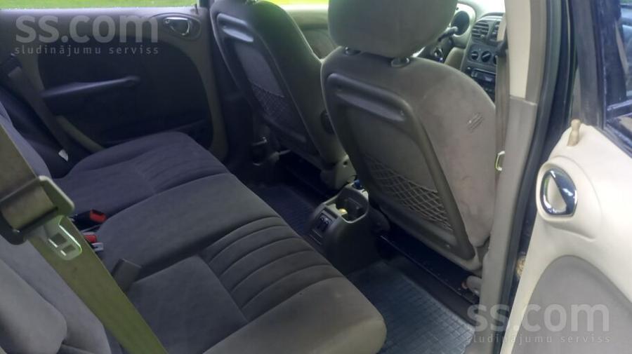 Melns Chrysler PT Cruiser 2000 Cēsis, ar dzinēja tilpumu 2.00 L un nobraukumu 213 tūkst. km par 1100 €, foto 12 vietnē AUTOMOTO.COM.LV