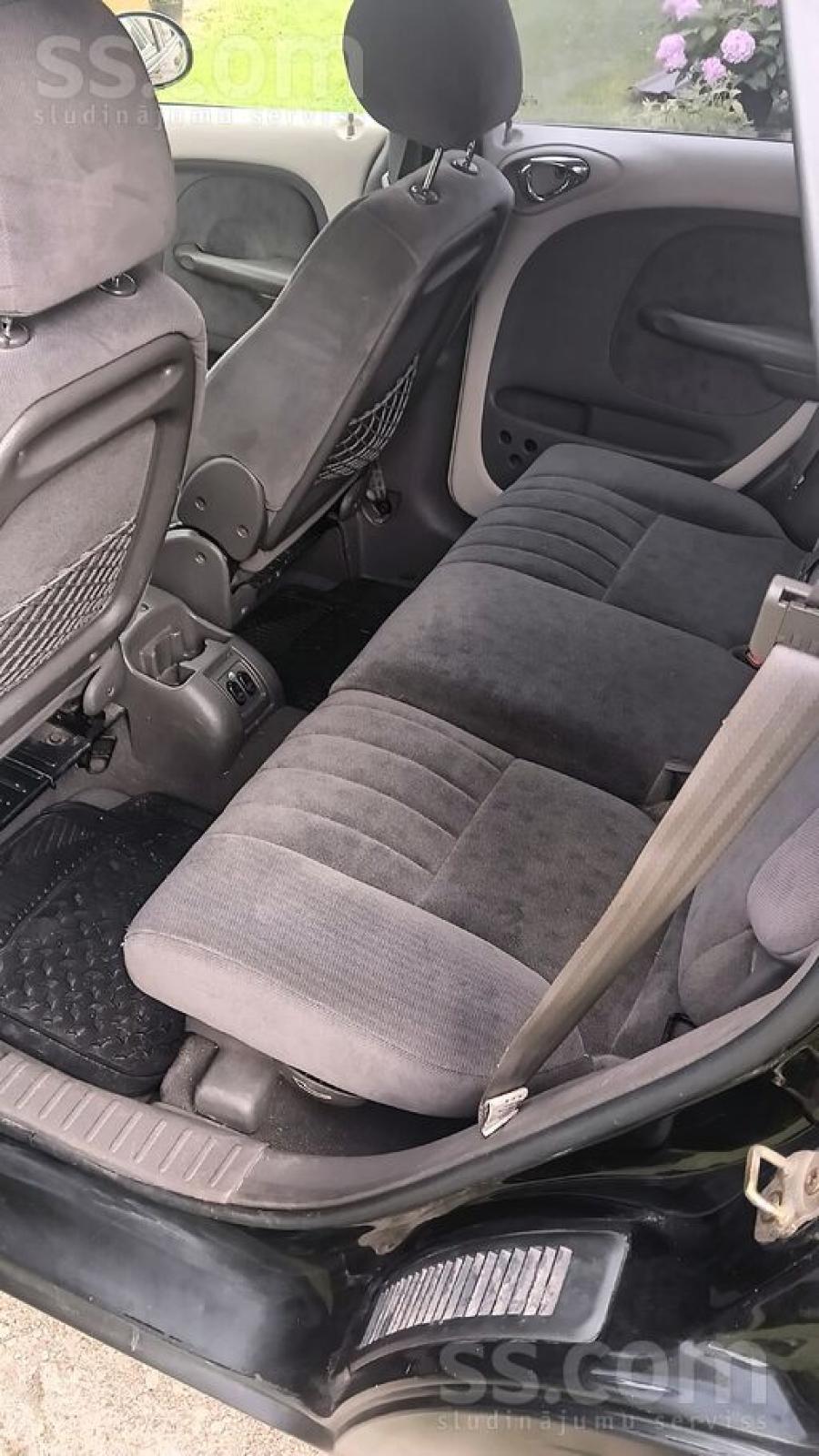 Black Chrysler PT Cruiser 2001 in Ludza, with an engine capacity of 2.00 L and mileage of 266 thousand km for 700 €, photo 5 on AUTOMOTO.COM.LV