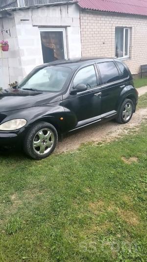 Black Chrysler PT Cruiser 2001 in Ludza, with an engine capacity of 2.00 L and mileage of 266 thousand km for 700 €, photo 8 on AUTOMOTO.COM.LV