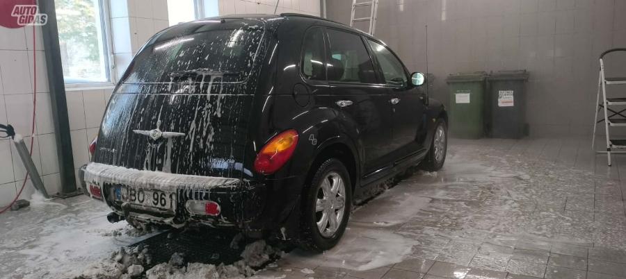 Melns Chrysler PT Cruiser 2002 Joniškis, ar dzinēja tilpumu 2.20 L un nobraukumu 253 tūkst. km par 1000 €, foto 1 vietnē AUTOMOTO.COM.LV