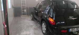 Melns Chrysler PT Cruiser 2002 Joniškis, ar dzinēja tilpumu 2.20 L un nobraukumu 253 tūkst. km par 1000 €, foto 3 vietnē AUTOMOTO.COM.LV
