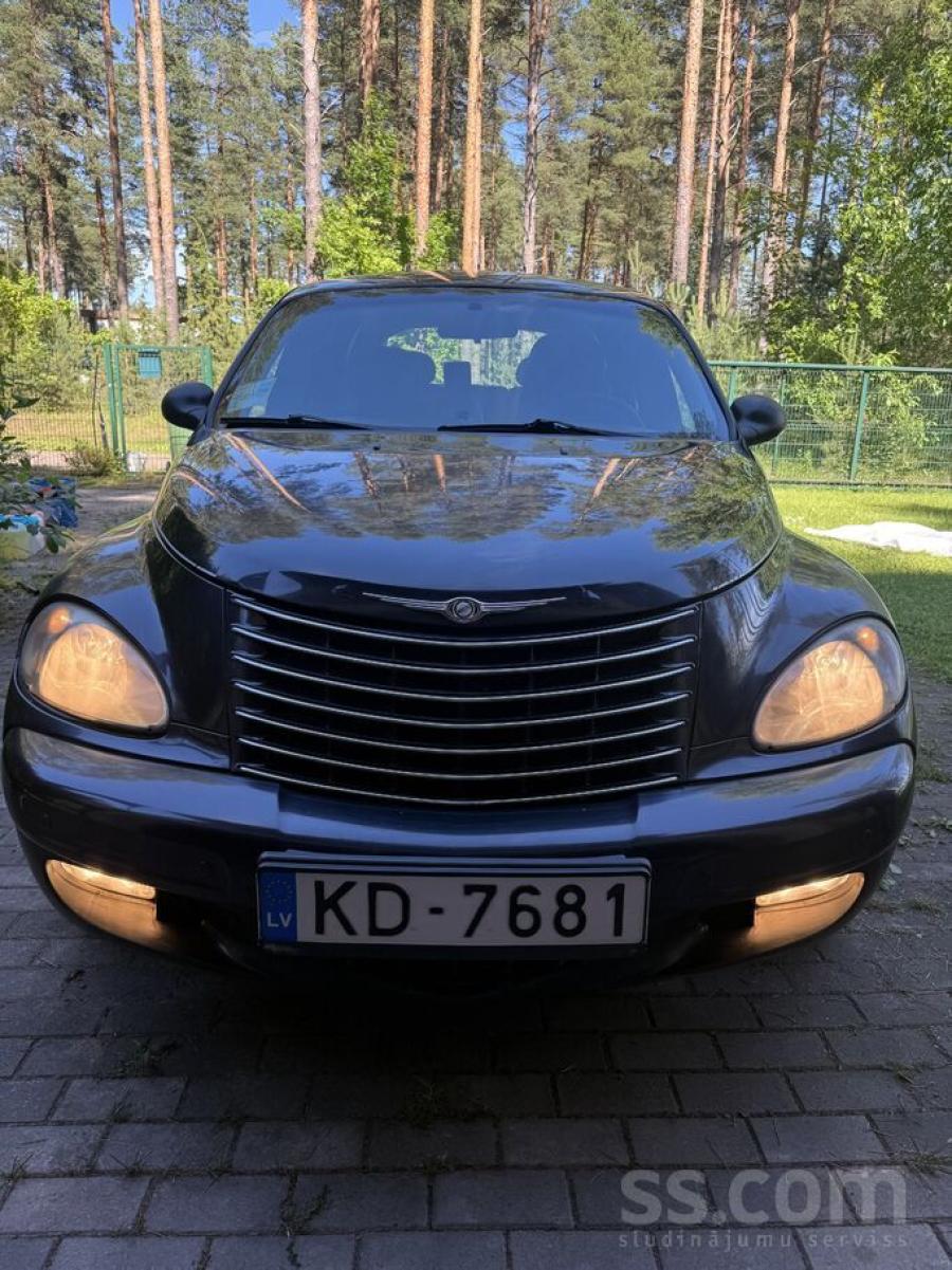 Melns Chrysler PT Cruiser 2004 Rīga, ar dzinēja tilpumu 2.20 L un nobraukumu 271 tūkst. km par 1100 €, foto 1 vietnē AUTOMOTO.COM.LV