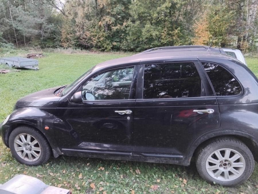 Melns Chrysler PT Cruiser 2004 Pelva, ar dzinēja tilpumu 0.00 L un nobraukumu 244 tūkst. km par 600 €, foto 3 vietnē AUTOMOTO.COM.LV