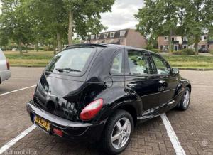 Black Chrysler PT Cruiser 2007 in Kaunas, with an engine capacity of 2.20 L and mileage of 93 thousand km for 2950 €, photo 6 on AUTOMOTO.COM.LV