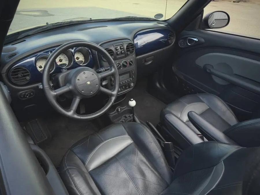 Zils Chrysler PT Cruiser 2004 Rīga, ar dzinēja tilpumu 2.40 L un nobraukumu 187 tūkst. km par 3500 €, foto 9 vietnē AUTOMOTO.COM.LV