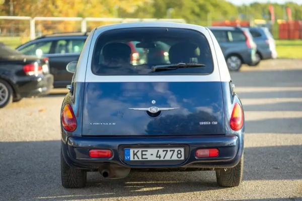 Zils Chrysler PT Cruiser 2004 Liepāja, ar dzinēja tilpumu 2.20 L un nobraukumu 230 tūkst. km par 1350 €, foto 3 vietnē AUTOMOTO.COM.LV