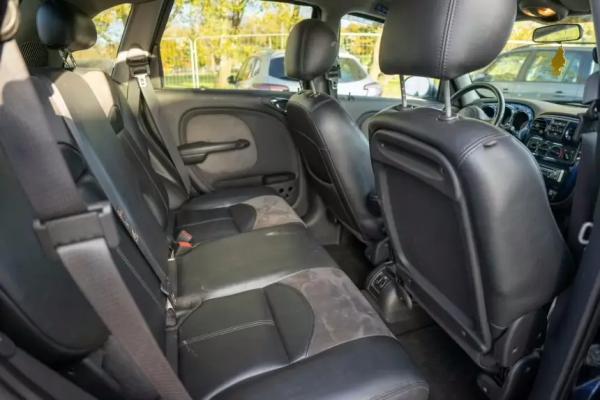 Zils Chrysler PT Cruiser 2004 Liepāja, ar dzinēja tilpumu 2.20 L un nobraukumu 230 tūkst. km par 1350 €, foto 10 vietnē AUTOMOTO.COM.LV