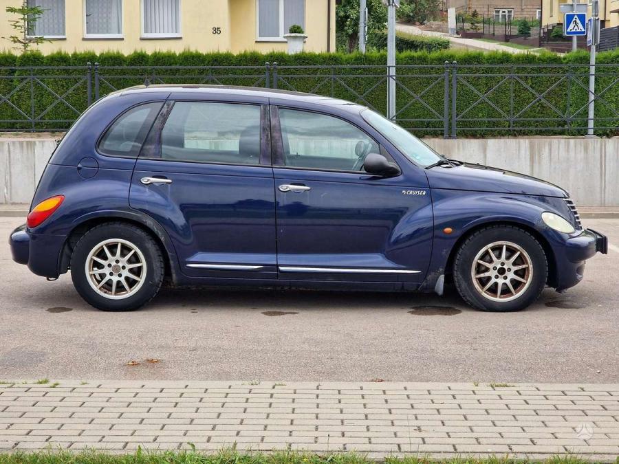 Zils Chrysler PT Cruiser 2004 Telšiai, ar dzinēja tilpumu 2.15 L un nobraukumu 245 tūkst. km par 1200 €, foto 3 vietnē AUTOMOTO.COM.LV