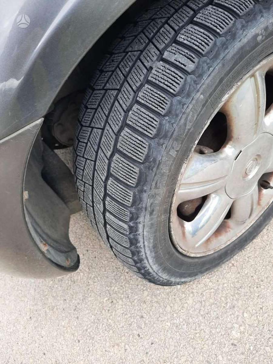 Pelēks Chrysler PT Cruiser 2004 Klaipėda, ar dzinēja tilpumu 2.20 L un nobraukumu 235 tūkst. km par 490 €, foto 6 vietnē AUTOMOTO.COM.LV