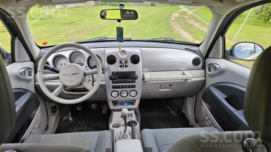 Grey Chrysler PT Cruiser 2006 in Riga, with an engine capacity of 2.20 L and mileage of 289 thousand km for 1900 €, photo 12 on AUTOMOTO.COM.LV