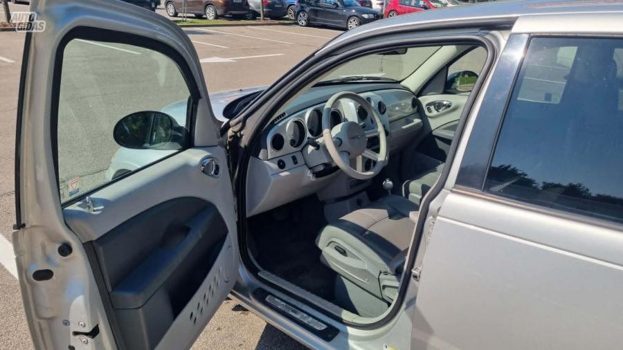 Grey Chrysler PT Cruiser 2008 in Vilnius, with an engine capacity of 2.40 L and mileage of 124 thousand km for 990 €, photo 11 on AUTOMOTO.COM.LV
