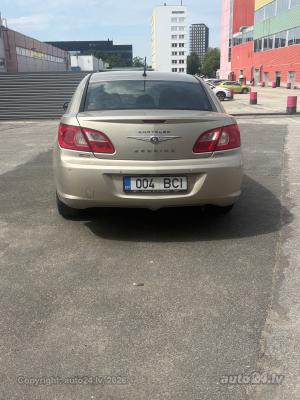 Smilšu krāsa Chrysler Sebring 2010 Tallina, ar dzinēja tilpumu 2.70 L un nobraukumu 175 tūkst. km par 800 €, foto 5 vietnē AUTOMOTO.COM.LV