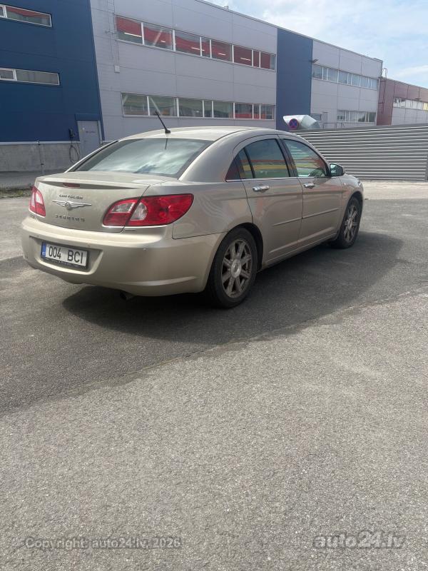 Beige Chrysler Sebring 2010 in Tallinn, with an engine capacity of 2.70 L and mileage of 175 thousand km for 800 €, photo 5 on AUTOMOTO.COM.LV