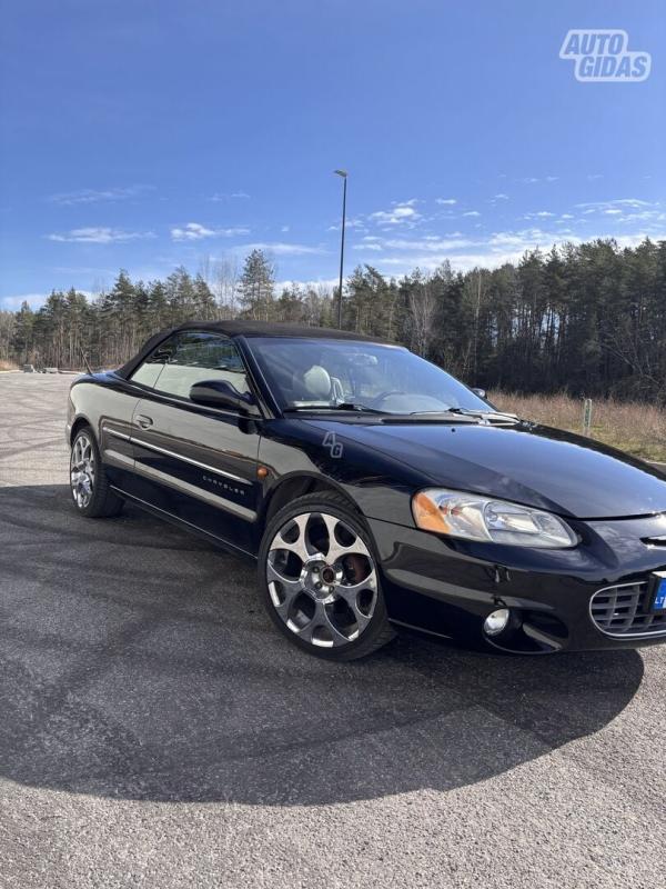 Black Chrysler Sebring 2001 in Kaunas, with an engine capacity of 2.70 L and mileage of 391 thousand km for 2150 €, photo 8 on AUTOMOTO.COM.LV