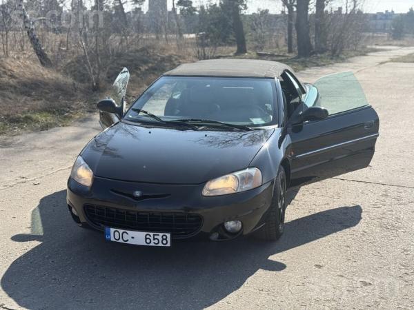 Black Chrysler Sebring 2002 in Liepaja, with an engine capacity of 2.70 L and mileage of 183 thousand km for 1295 €, photo 8 on AUTOMOTO.COM.LV