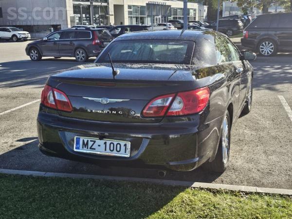 Black Chrysler Sebring 2008 in Riga, with an engine capacity of 2.70 L and mileage of 134 thousand km for 4500 €, photo 5 on AUTOMOTO.COM.LV