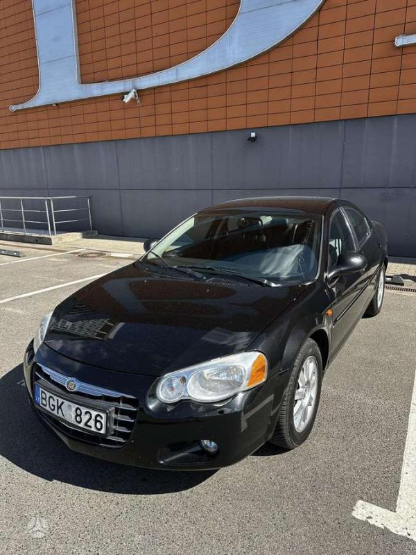 Black Chrysler Sebring 2006 in Vilnius, with an engine capacity of 2.74 L and mileage of 71 thousand km for 2500 €, photo 1 on AUTOMOTO.COM.LV