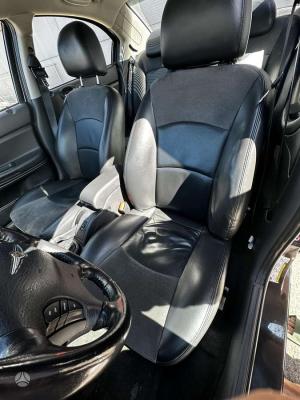 Melns Chrysler Sebring 2006 Viļņa, ar dzinēja tilpumu 2.74 L un nobraukumu 71 tūkst. km par 2500 €, foto 4 vietnē AUTOMOTO.COM.LV