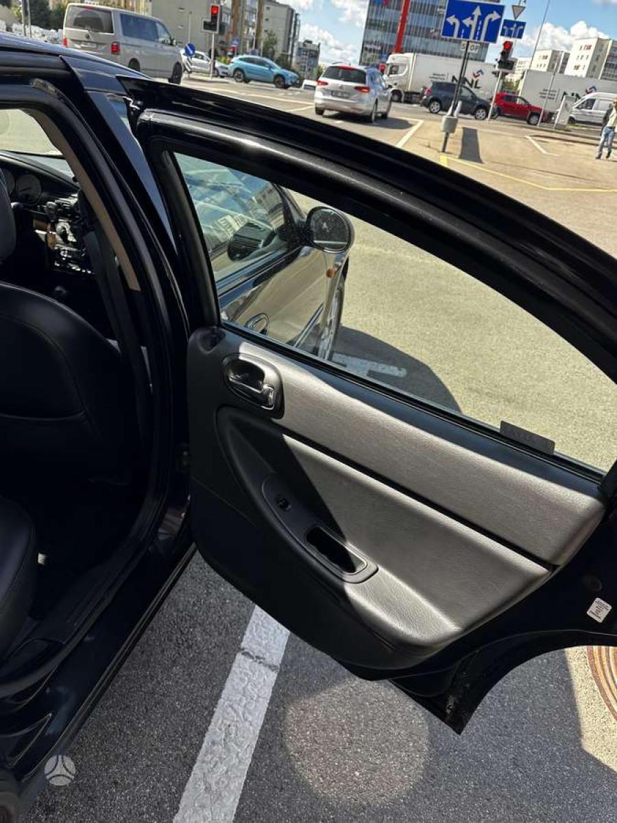 Melns Chrysler Sebring 2006 Viļņa, ar dzinēja tilpumu 2.74 L un nobraukumu 71 tūkst. km par 2500 €, foto 21 vietnē AUTOMOTO.COM.LV