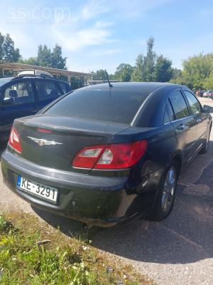 Black Chrysler Sebring 2007 in Riga, with an engine capacity of 2.40 L and mileage of 325 thousand km for 950 €, photo 5 on AUTOMOTO.COM.LV