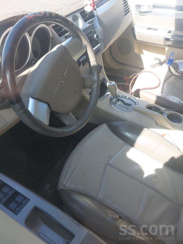Melns Chrysler Sebring 2007 Rīga, ar dzinēja tilpumu 2.40 L un nobraukumu 325 tūkst. km par 950 €, foto 5 vietnē AUTOMOTO.COM.LV