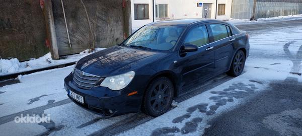 Black Chrysler Sebring 2008 in Tallinn, with an engine capacity of 2.40 L and mileage of 322 thousand km for 1199 €, photo 1 on AUTOMOTO.COM.LV