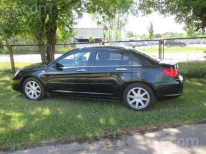 Black Chrysler Sebring 2010 in Riga, with an engine capacity of 2.70 L and mileage of 108 thousand km for 2899 €, photo 3 on AUTOMOTO.COM.LV