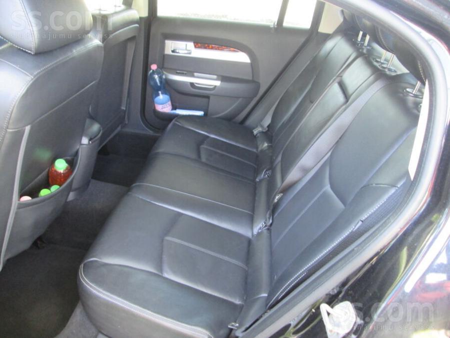 Black Chrysler Sebring 2010 in Riga, with an engine capacity of 2.70 L and mileage of 108 thousand km for 2899 €, photo 9 on AUTOMOTO.COM.LV