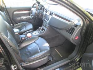 Black Chrysler Sebring 2010 in Riga, with an engine capacity of 2.70 L and mileage of 108 thousand km for 2899 €, photo 11 on AUTOMOTO.COM.LV