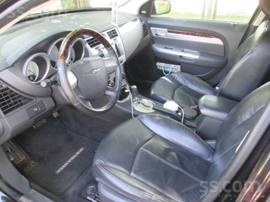 Black Chrysler Sebring 2010 in Riga, with an engine capacity of 2.70 L and mileage of 108 thousand km for 2899 €, photo 12 on AUTOMOTO.COM.LV