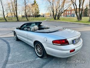 Pelēks Chrysler Sebring 2001 Tallina, ar dzinēja tilpumu 2.70 L un nobraukumu 204 tūkst. km par 3300 €, foto 4 vietnē AUTOMOTO.COM.LV