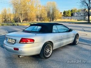 Pelēks Chrysler Sebring 2001 Tallina, ar dzinēja tilpumu 2.70 L un nobraukumu 204 tūkst. km par 3300 €, foto 12 vietnē AUTOMOTO.COM.LV