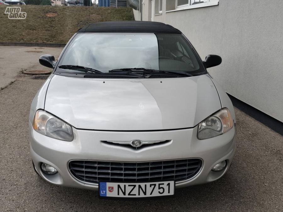 Pelēks Chrysler Sebring 2001 Jonava, ar dzinēja tilpumu 2.70 L un nobraukumu 131 tūkst. km par 2990 €, foto 3 vietnē AUTOMOTO.COM.LV