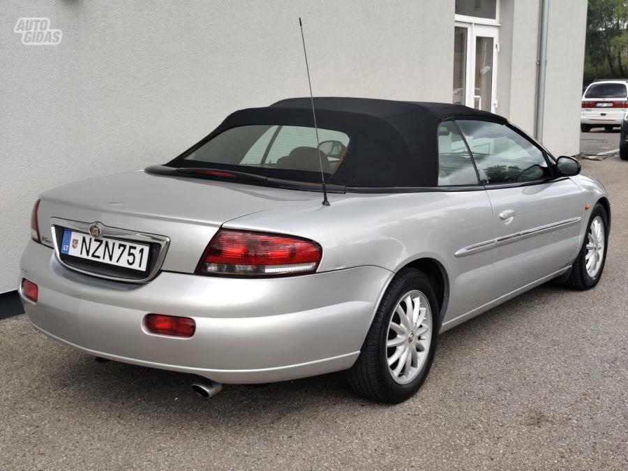 Pelēks Chrysler Sebring 2001 Jonava, ar dzinēja tilpumu 2.70 L un nobraukumu 131 tūkst. km par 2990 €, foto 6 vietnē AUTOMOTO.COM.LV
