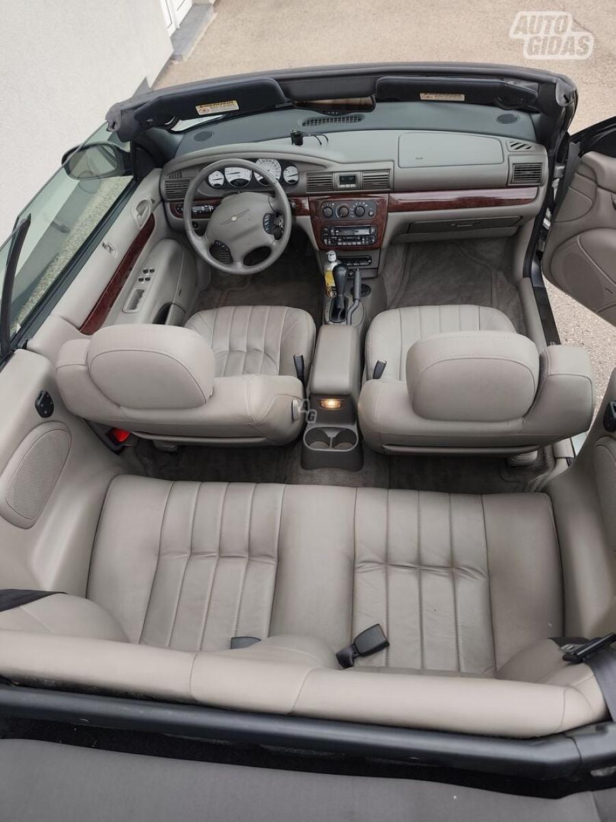 Pelēks Chrysler Sebring 2001 Jonava, ar dzinēja tilpumu 2.70 L un nobraukumu 131 tūkst. km par 2990 €, foto 22 vietnē AUTOMOTO.COM.LV