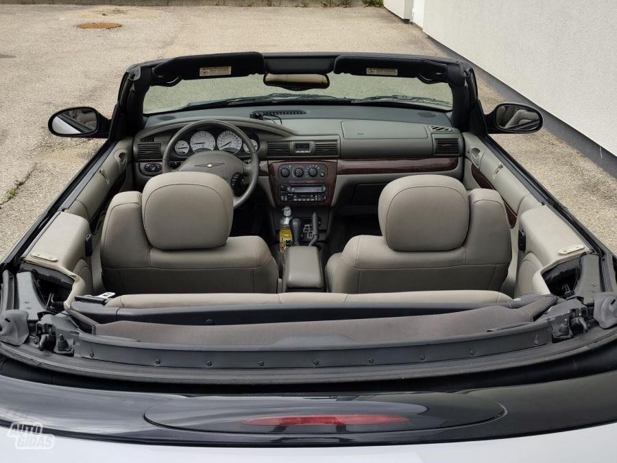 Pelēks Chrysler Sebring 2001 Jonava, ar dzinēja tilpumu 2.70 L un nobraukumu 131 tūkst. km par 2990 €, foto 25 vietnē AUTOMOTO.COM.LV