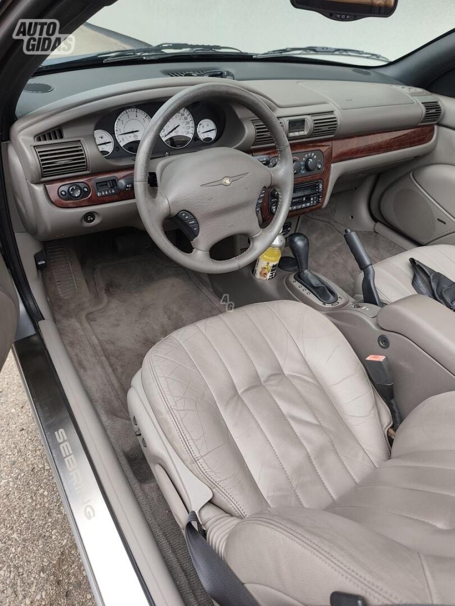Pelēks Chrysler Sebring 2001 Jonava, ar dzinēja tilpumu 2.70 L un nobraukumu 131 tūkst. km par 2990 €, foto 26 vietnē AUTOMOTO.COM.LV