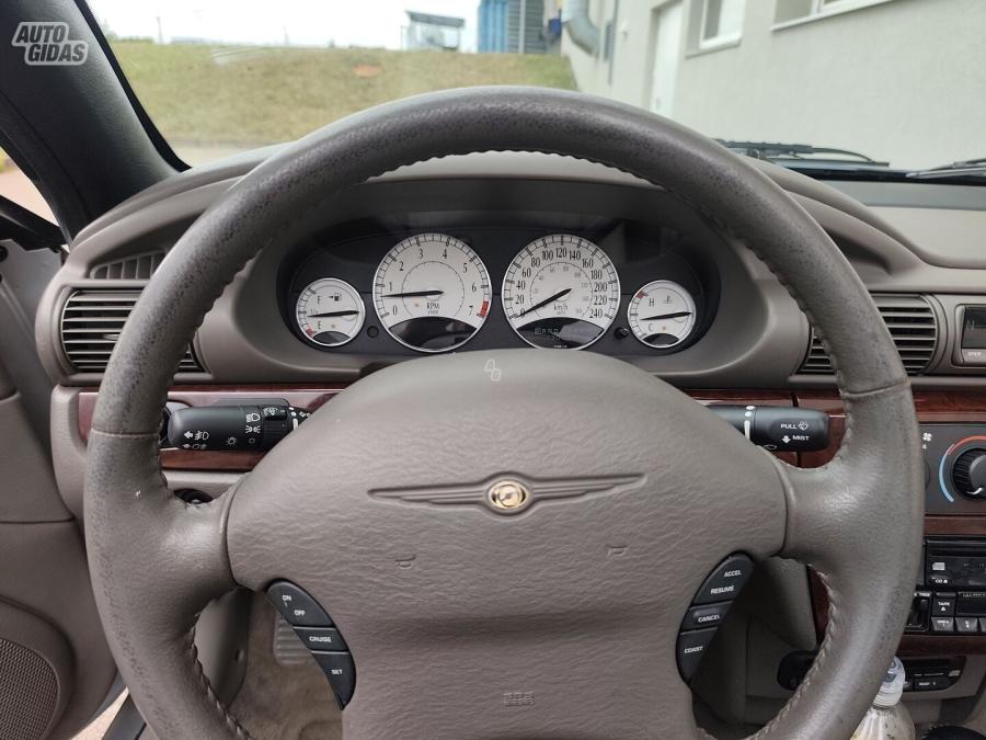 Pelēks Chrysler Sebring 2001 Jonava, ar dzinēja tilpumu 2.70 L un nobraukumu 131 tūkst. km par 2990 €, foto 27 vietnē AUTOMOTO.COM.LV
