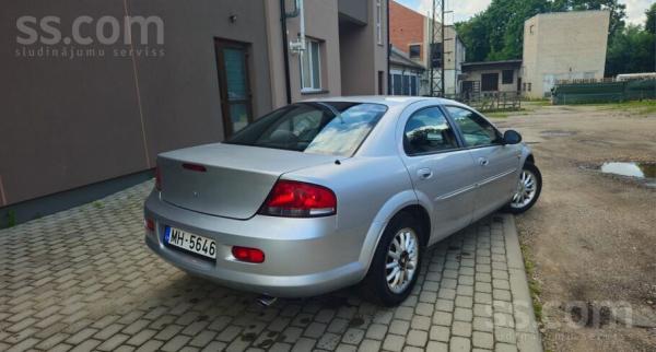 Grey Chrysler Sebring 2002 in Bauska, with an engine capacity of 2.70 L and mileage of 217 thousand km for 899 €, photo 6 on AUTOMOTO.COM.LV