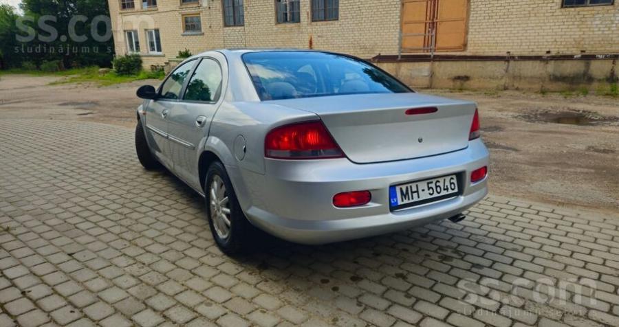 Grey Chrysler Sebring 2002 in Bauska, with an engine capacity of 2.70 L and mileage of 217 thousand km for 899 €, photo 7 on AUTOMOTO.COM.LV